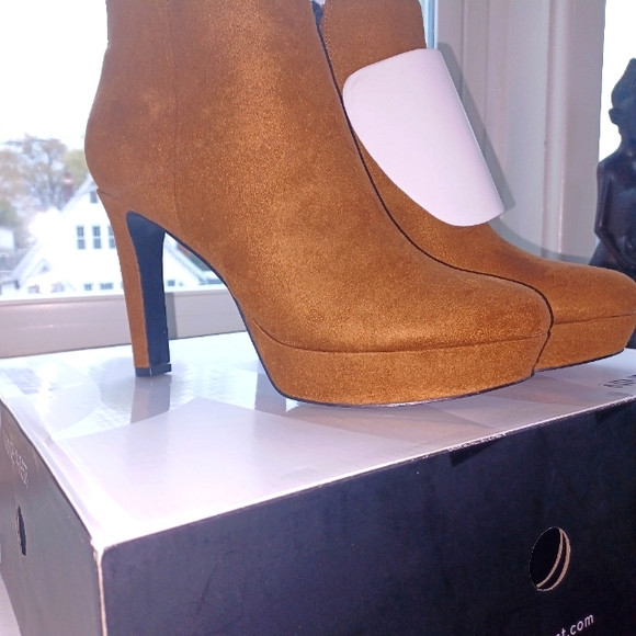 Nine West | Shoes | Suede Nine West Platform Half Boot | Poshmark